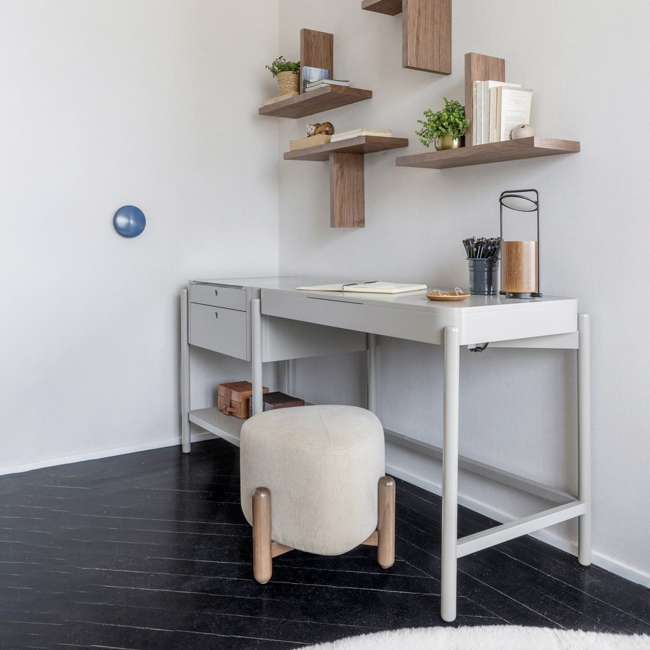 Oslo Desk - zozo studio